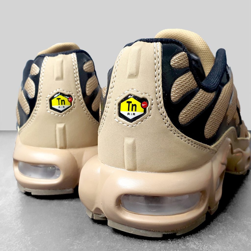 NIKE AIR MAX 95 PLUS - TeemoSneaker