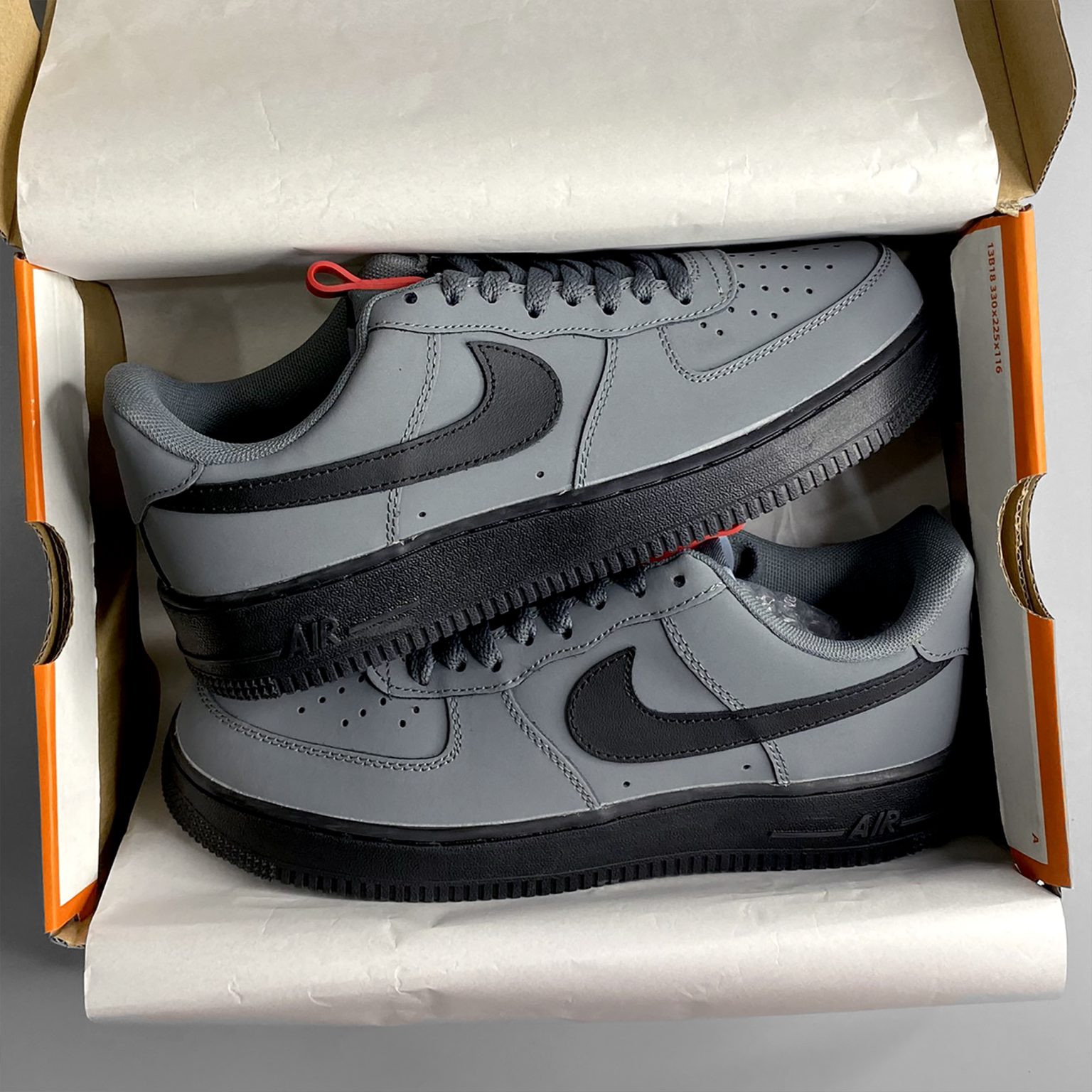 NIKE AIR FORCE 1 ANTHRACITE - “BLACK UNIVERSITY RED” - TeemoSneaker
