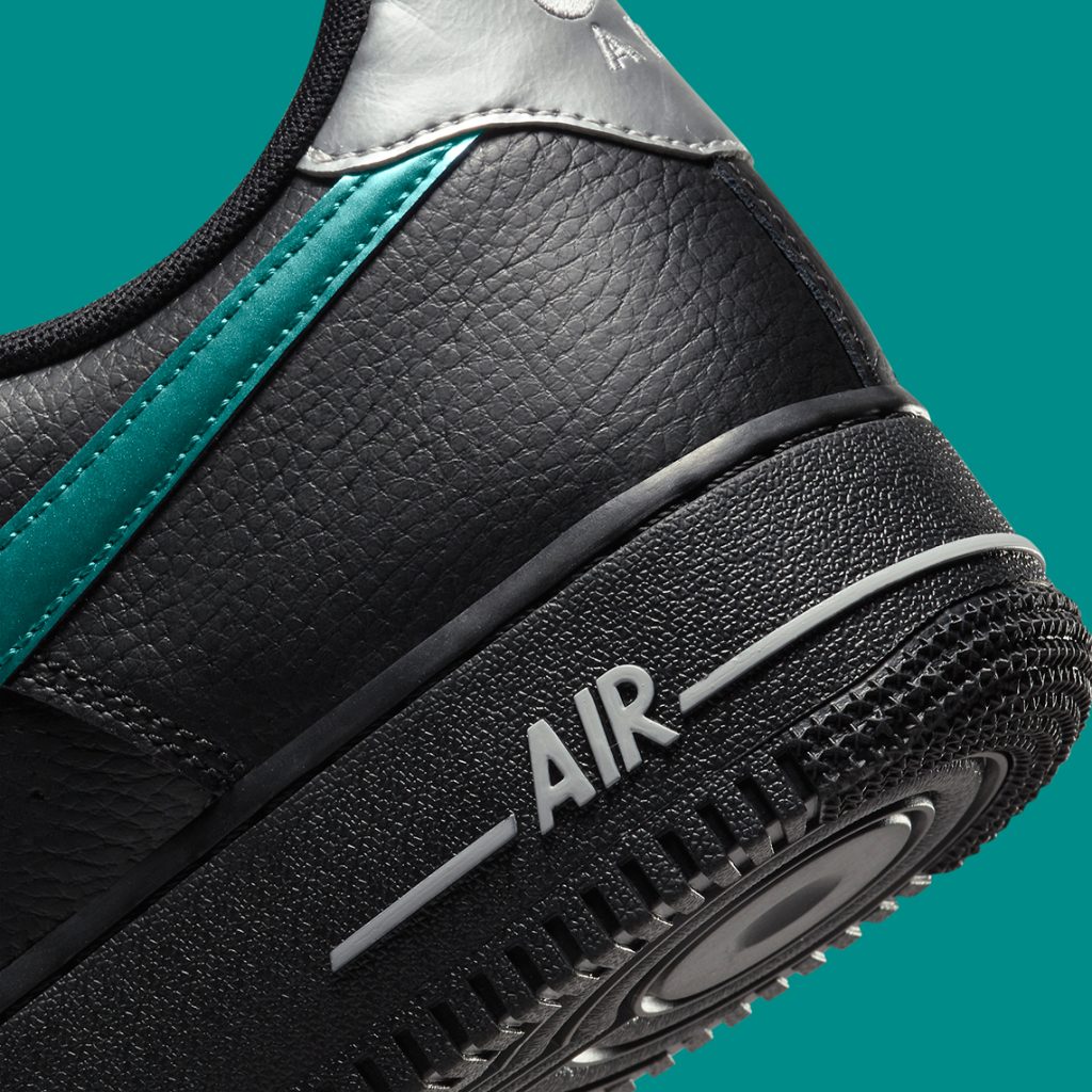 NIKE AIR FORCE 1 '07' LOW 'BLACK BLUE LIGHTNING' - TeemoSneaker