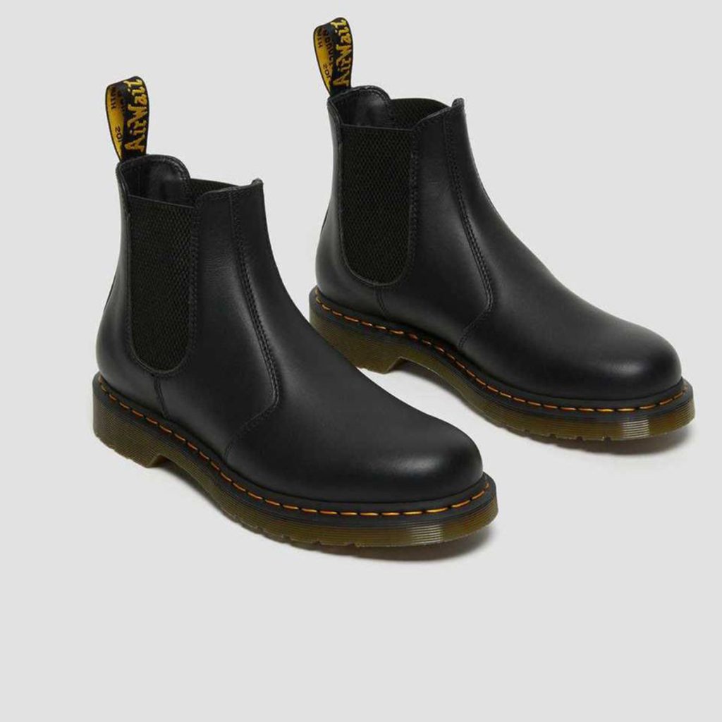 CHELSEA BOOTS DOC MARTENS - TeemoSneaker