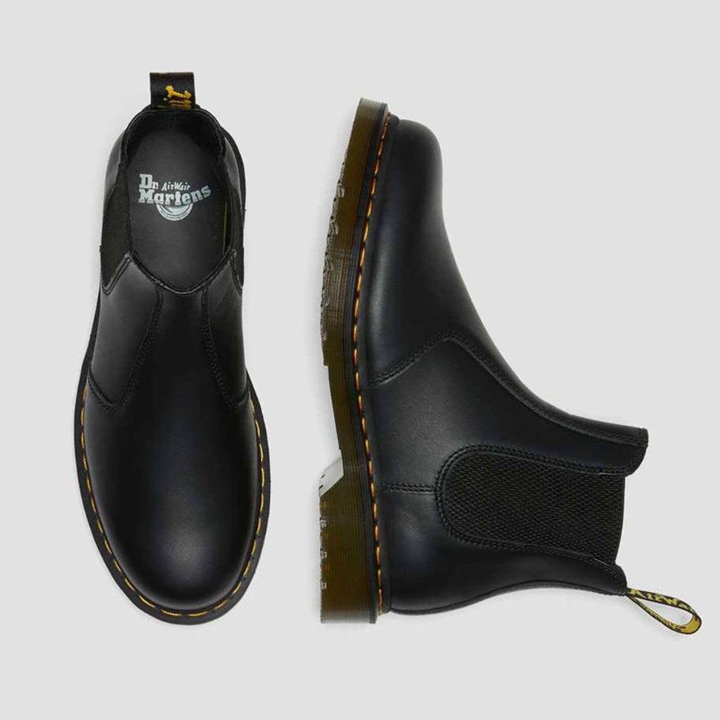 CHELSEA BOOTS DOC MARTENS - TeemoSneaker